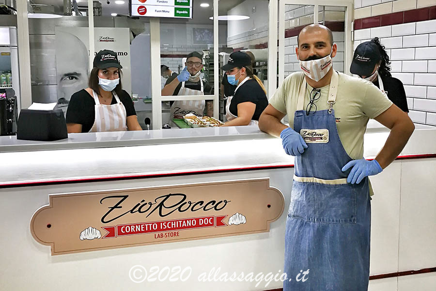 ZIO ROCCO LAB STORE, APERTURA A NAPOLI - All'assaggio!